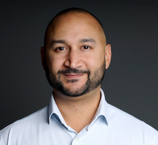 Dr. Mohamed Awad – Quatuor MD